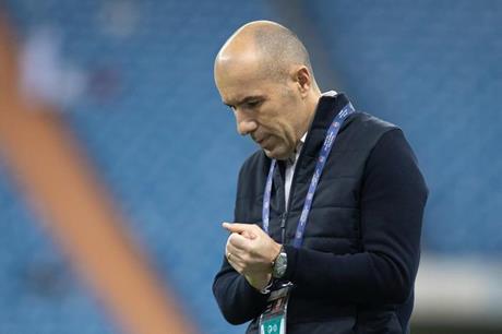 إقالة مدرب الهلال تقترب.. وهذه هي الأسماء البديلة - ملاعب